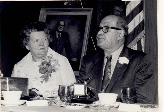 Library -- Photograph Archives Online